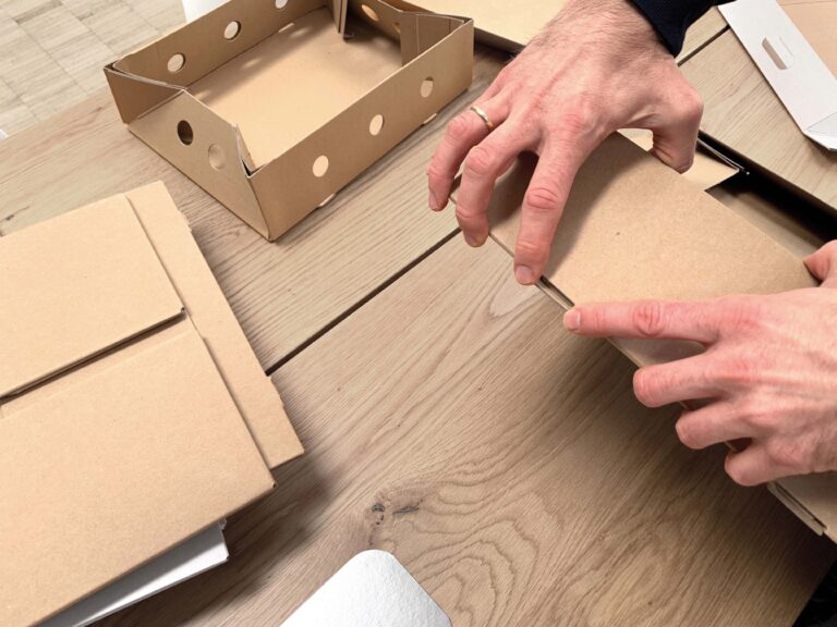 Custom packaging boxes: boost brand & product safety - Solidus